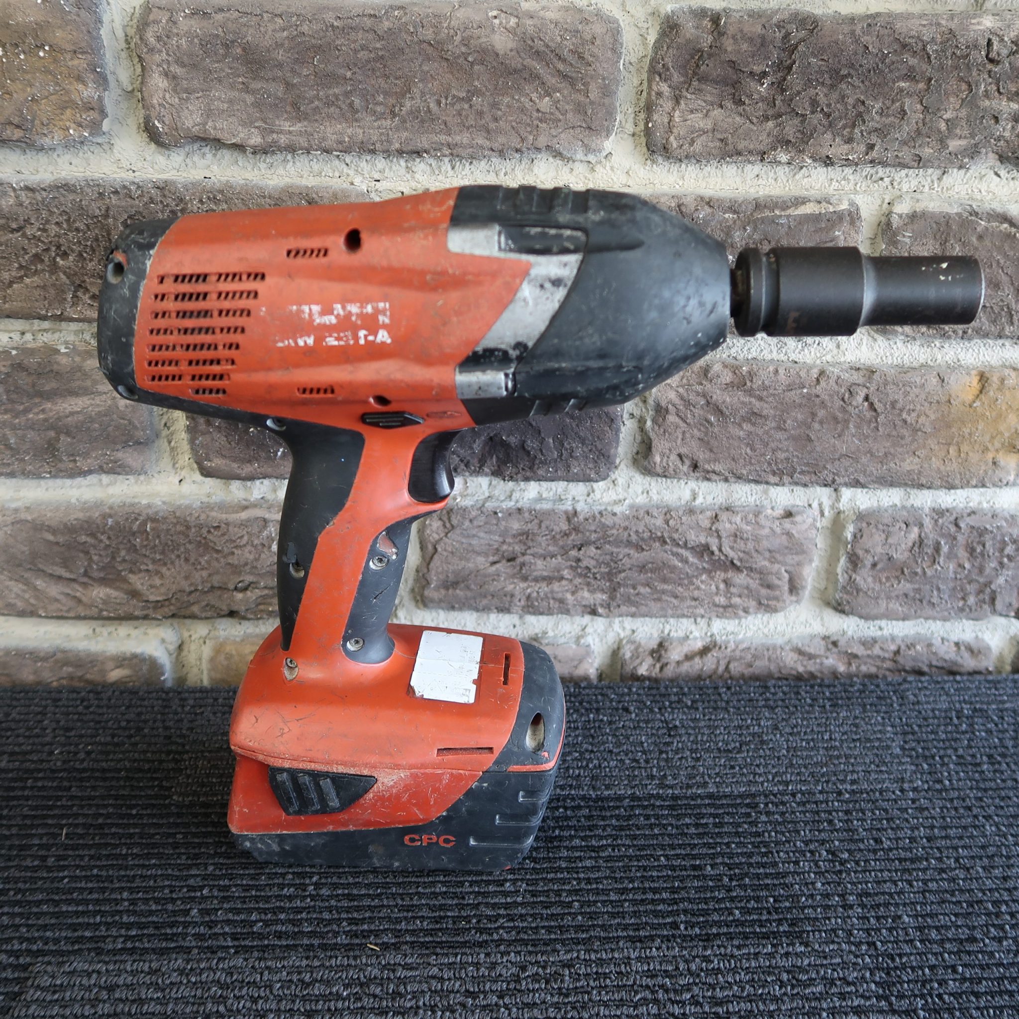 HILTI IMPACT WRENCH HL5122 - Hock and Go