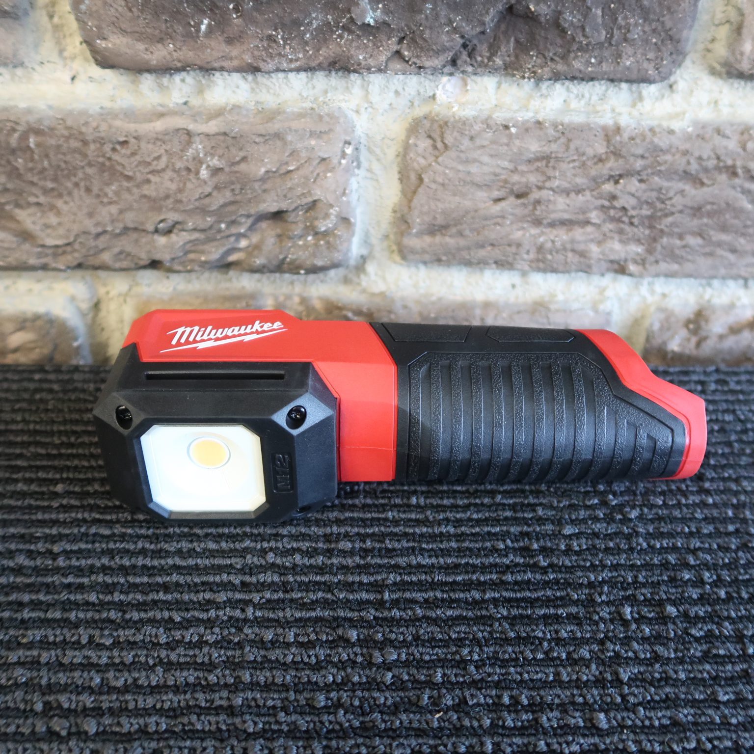 MILWAUKEE 12V LED COLOUR MATCHING LIGHT *SKIN ONLY* HL5024 - Hock and Go