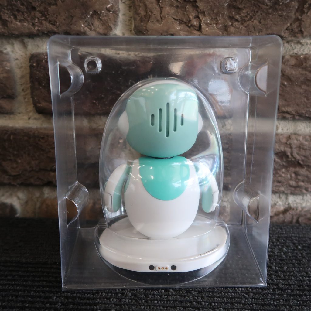 EILIK DESK COMPANION ROBOT *NO ACCESSORIES* HL6173 - Hock and Go