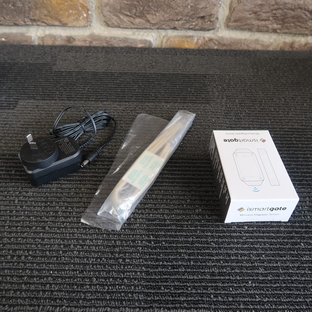 ISMARTGATE PRO SMART GATE OPENER IN BOX HL7066 - Hock and Go