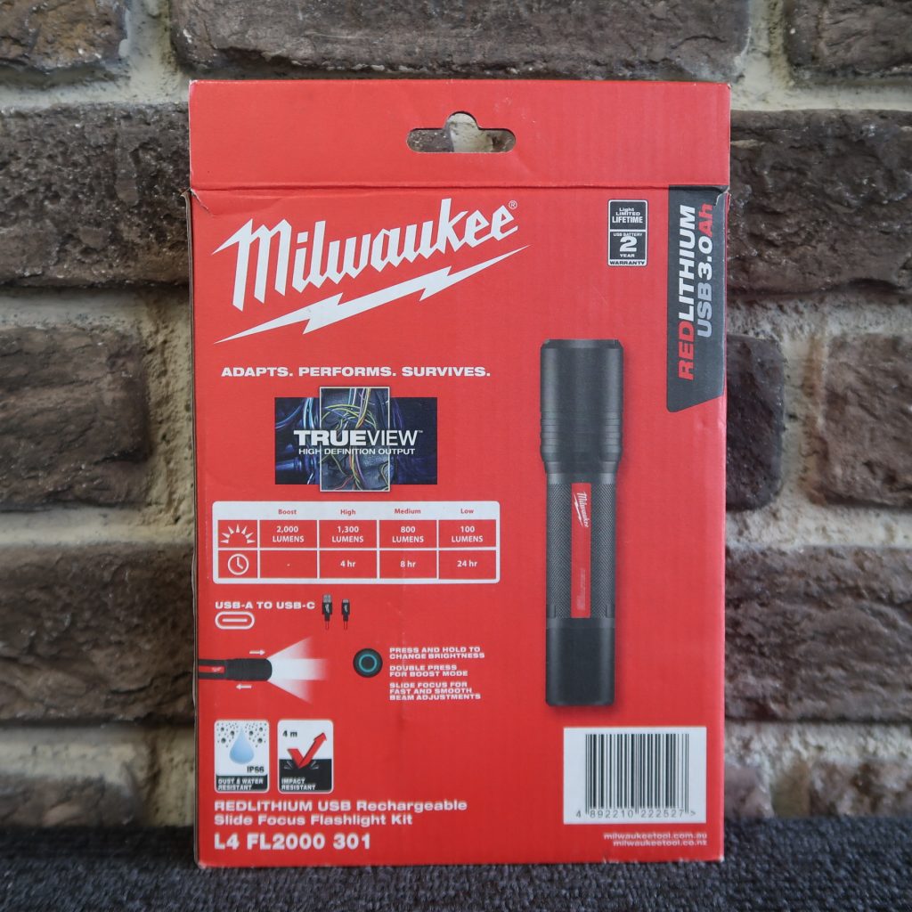 MILWAUKEE RECHARGEABLE FLASHLIGHT KIT HL7556 - Hock and Go