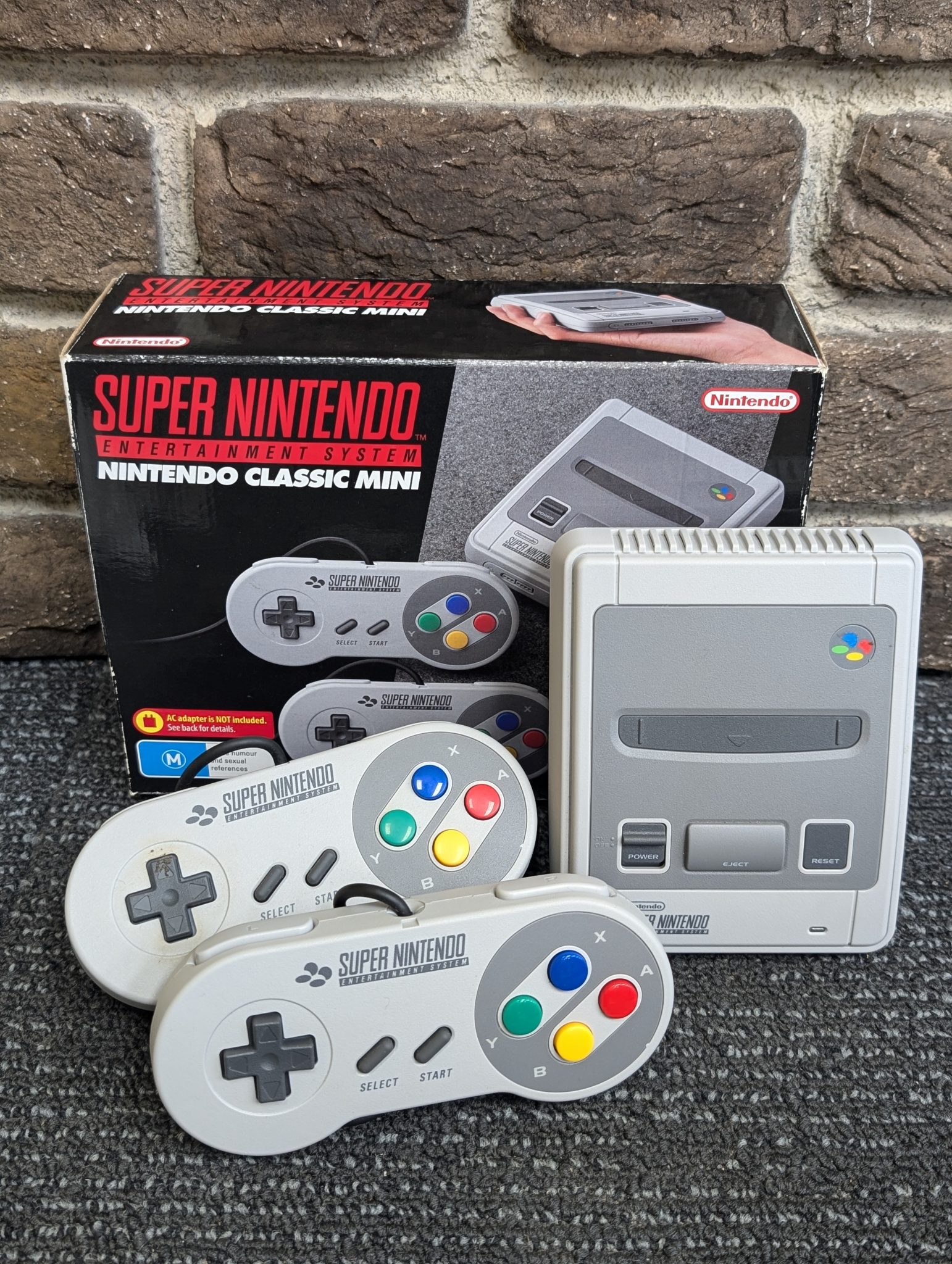 Super Nintendo Classic Mini - Hock and Go