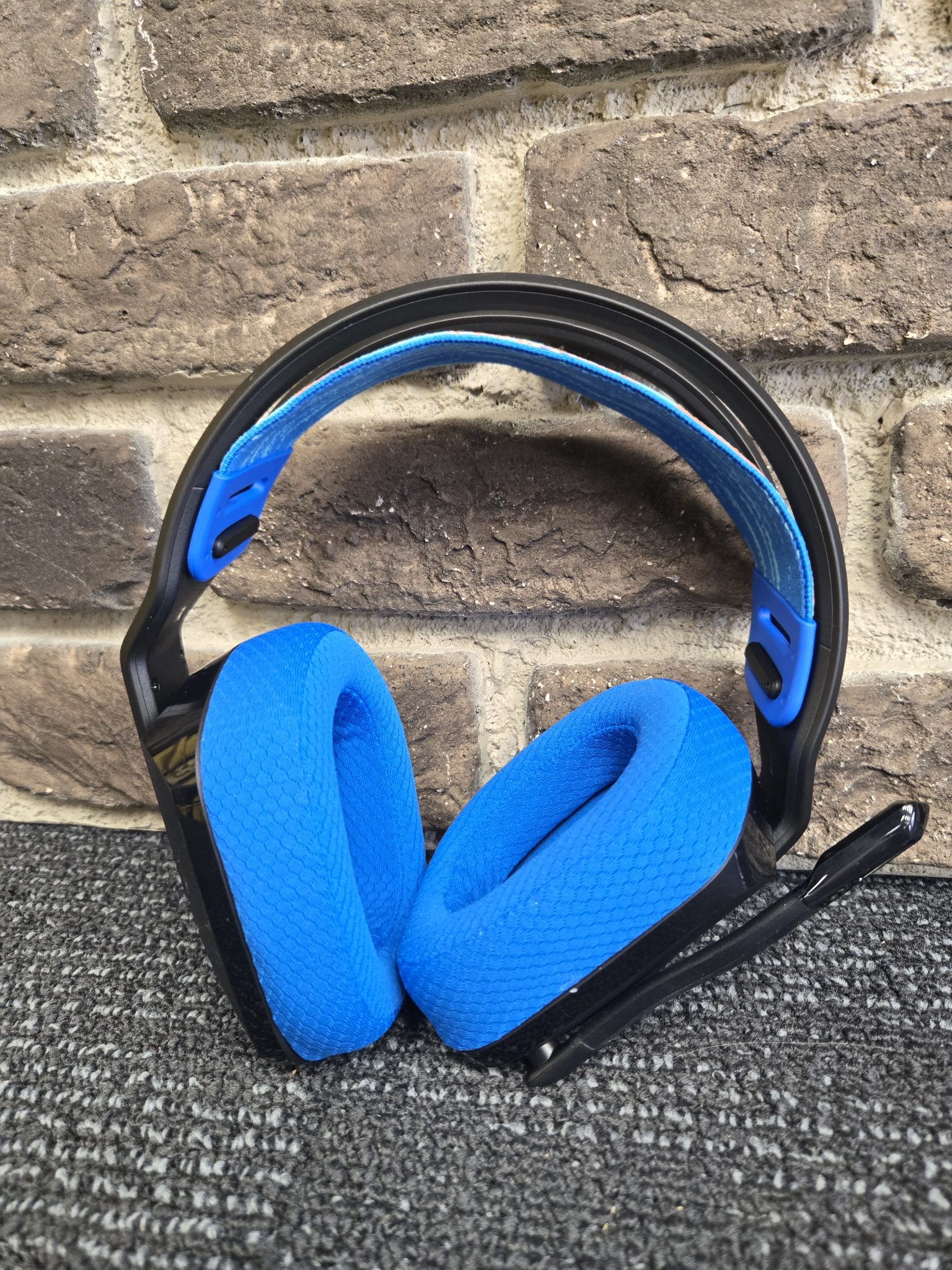 Logitech G535 Gaming Headset - 26400 - Hock and Go